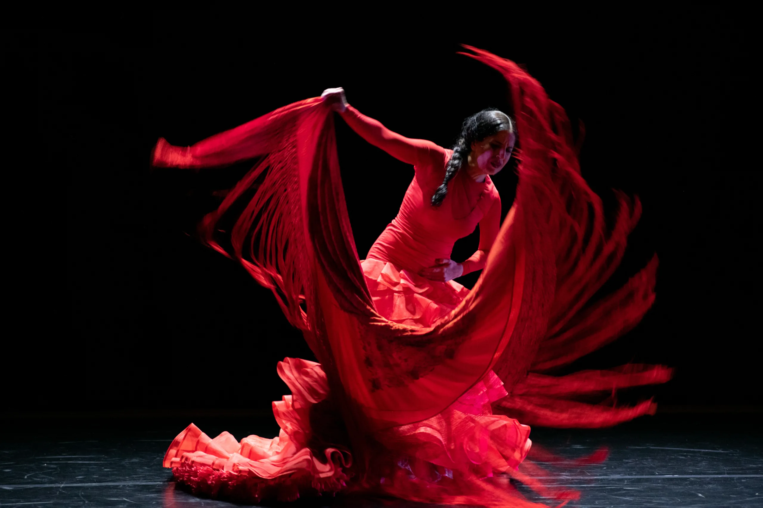Mujeres en Danza: el talento femenino en alza | ARENA teatro y danza